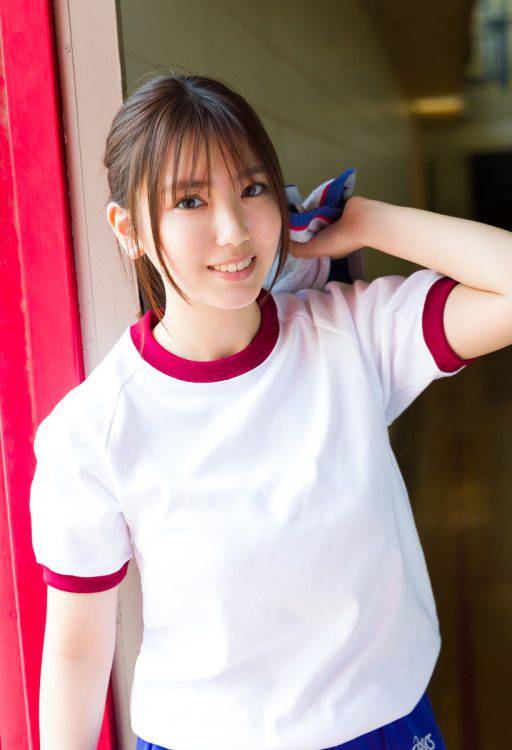 グラドル・沢口愛華が振り返る高校時代 誕生日祝い動画に「キュンとした」思い出 グノシー